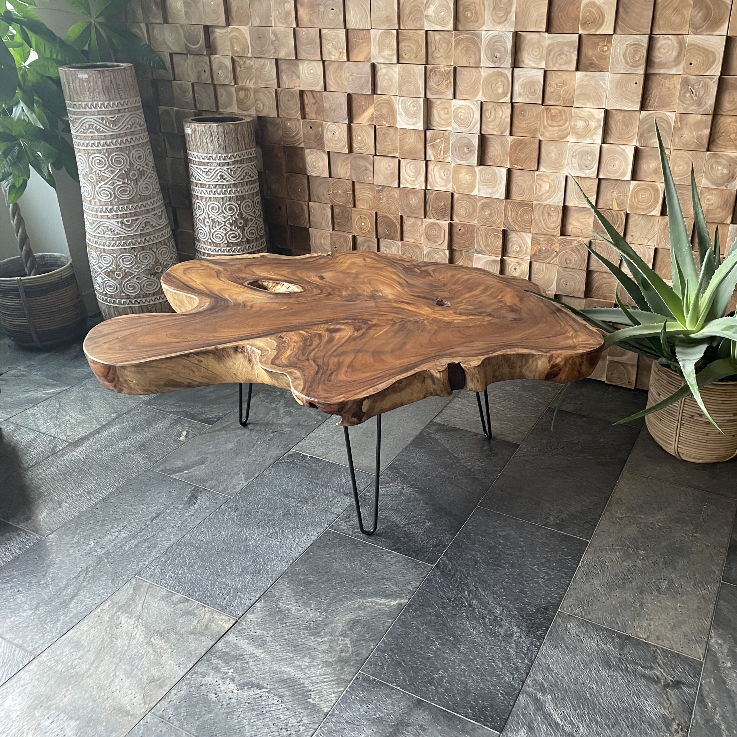 Table basse en bois de suar - SHOP BATU TAMAN